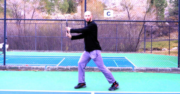Mastering the Pickleball Forehand Technique – 8 Steps to Achieving a ...